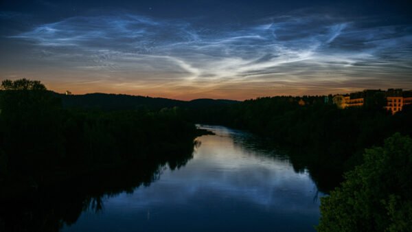 Noctilucent cloud season 2025 is upon us! Here is spot elusive 'night ...